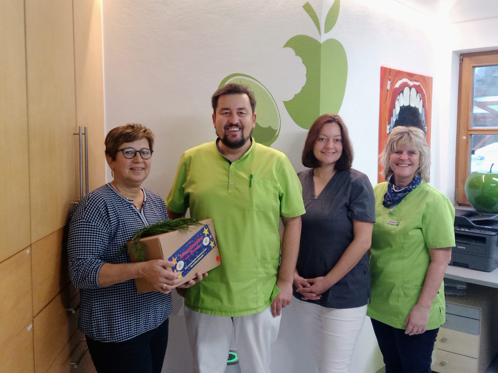 Zahnarztpraxis – Dr. Stefan Trummer & angest. Zahnärzte Bibianna ...